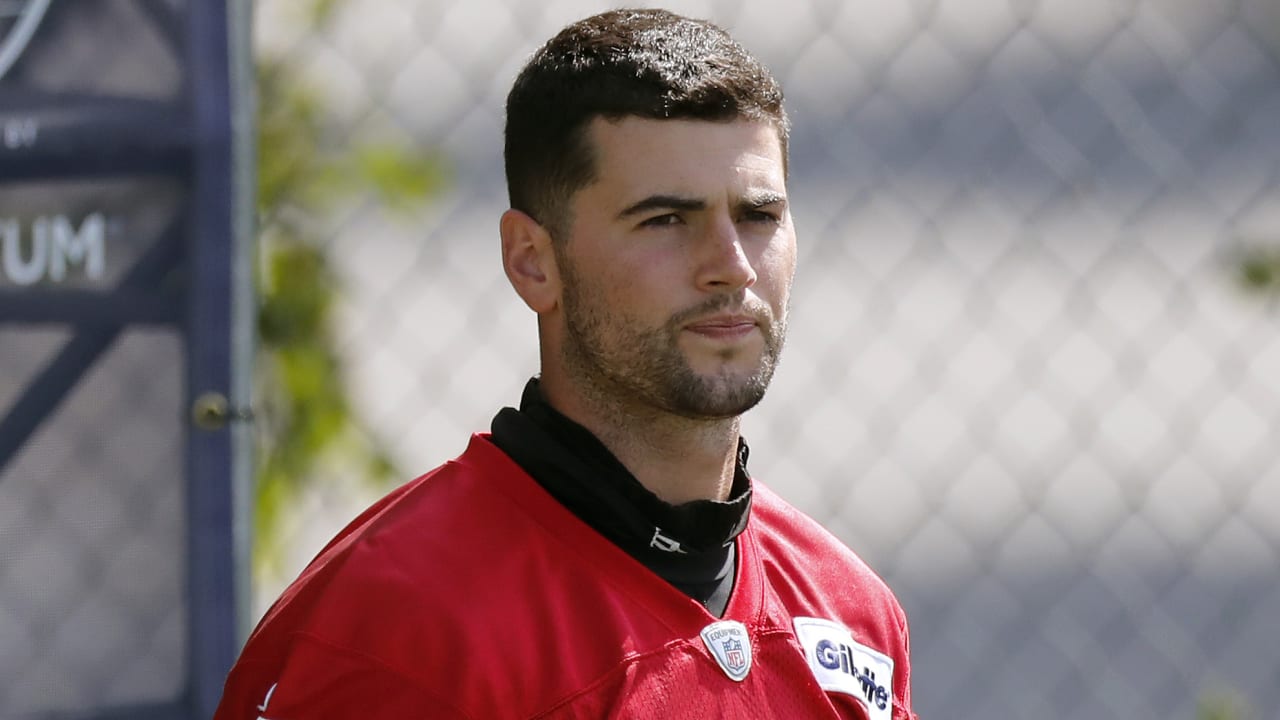 NFL Network Insider Ian Rapoport: New England Patriots quarterback ...