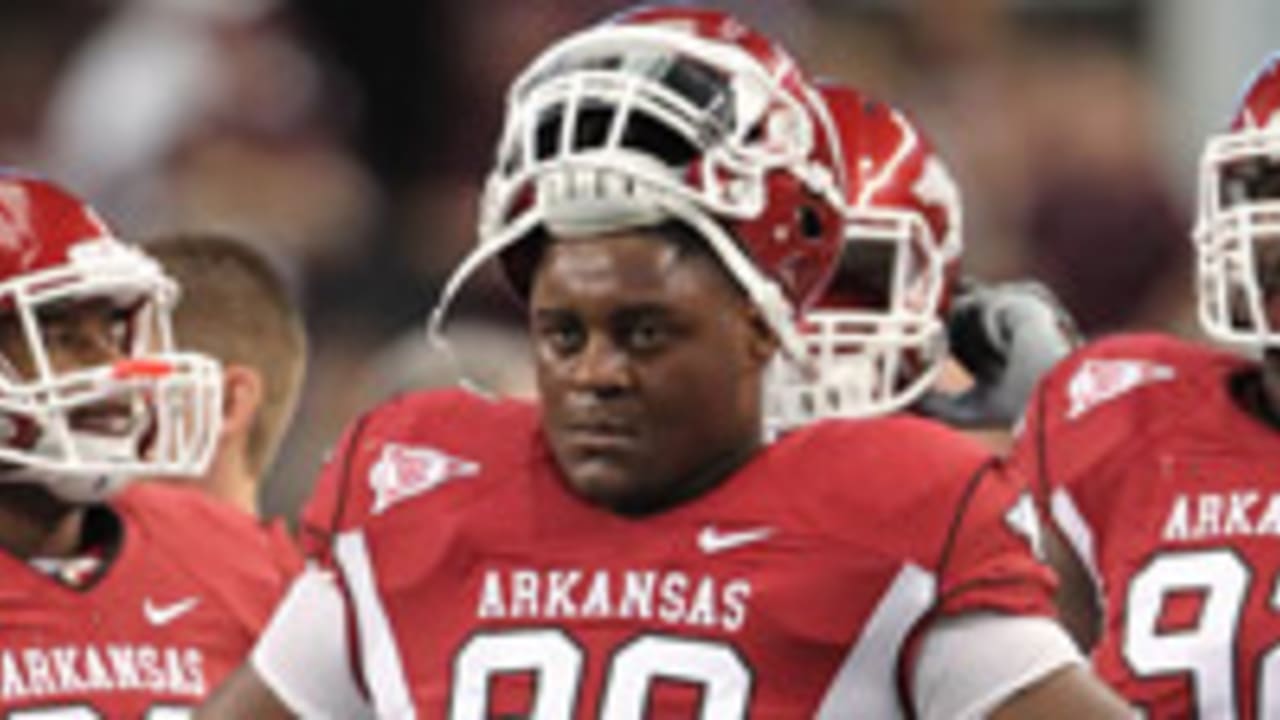 Arkansas DL Robert Thomas doesn't plan to run at combine