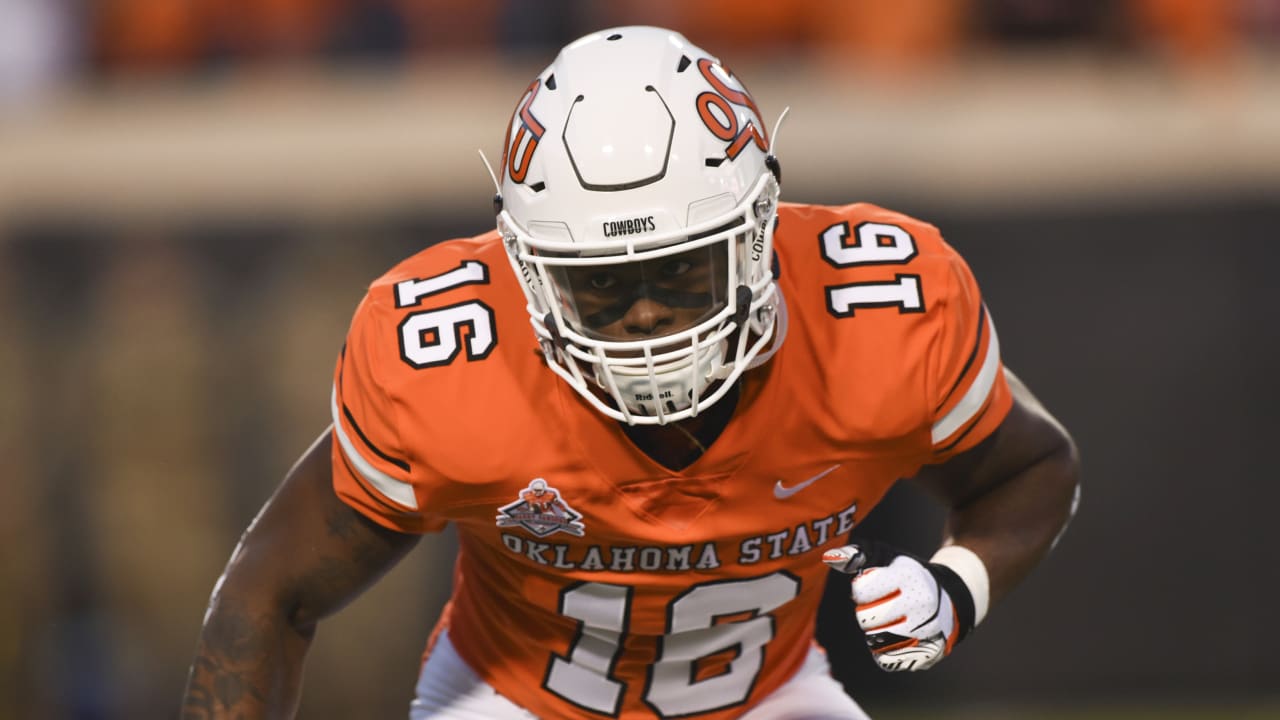 Dallas Cowboys select Oklahoma St. Cowboys linebacker Devin Harper with ...
