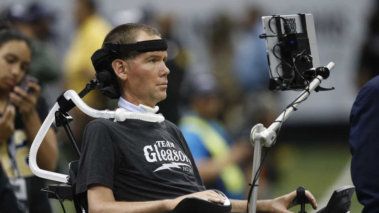 Mauti thrilled to block punt with Gleason watching