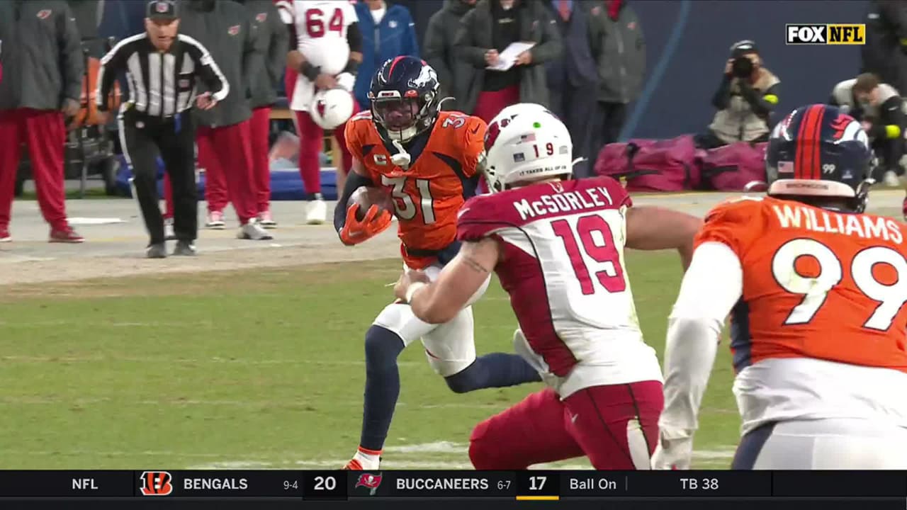 Denver Broncos safety Justin Simmons jumps Arizona Cardinals ...