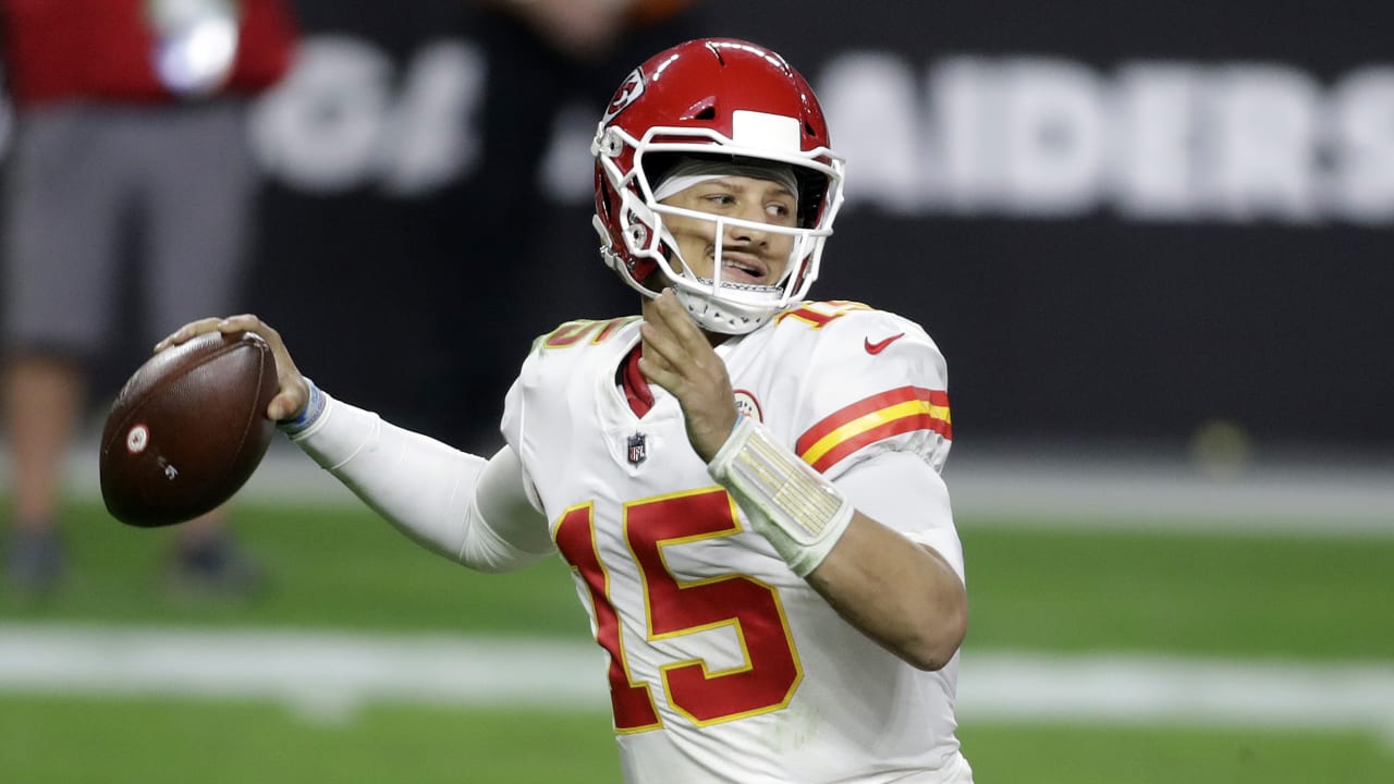 The best angles and sounds from Patrick Mahomes' magic vs. Raiders ...