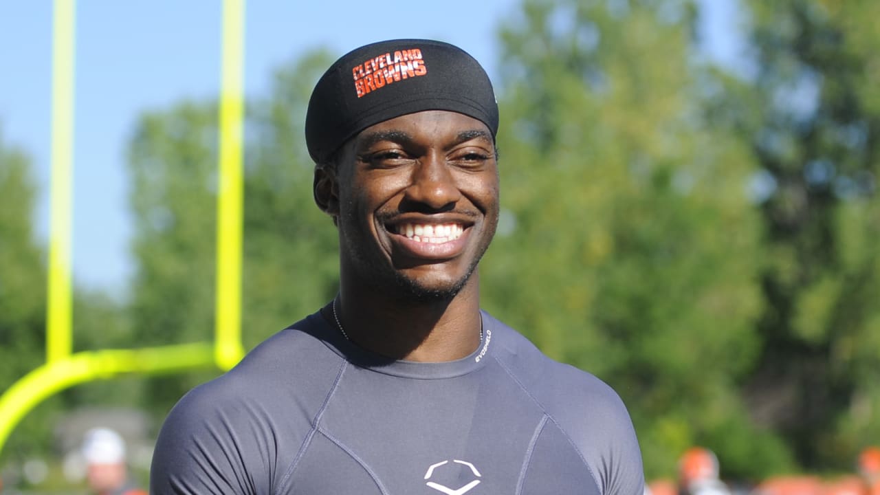 Cleveland Browns name Robert Griffin III starting QB