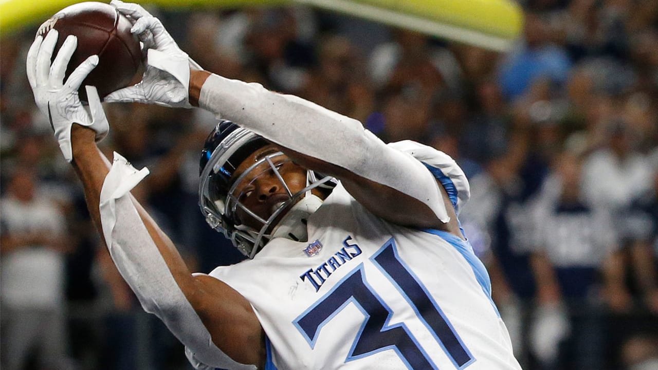 Kevin Byard imitates T.O. celebration on Cowboys star