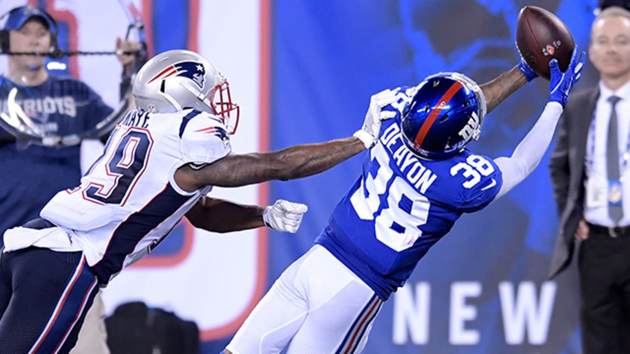 K.J. Maye secures deep ball for 45-yard gain