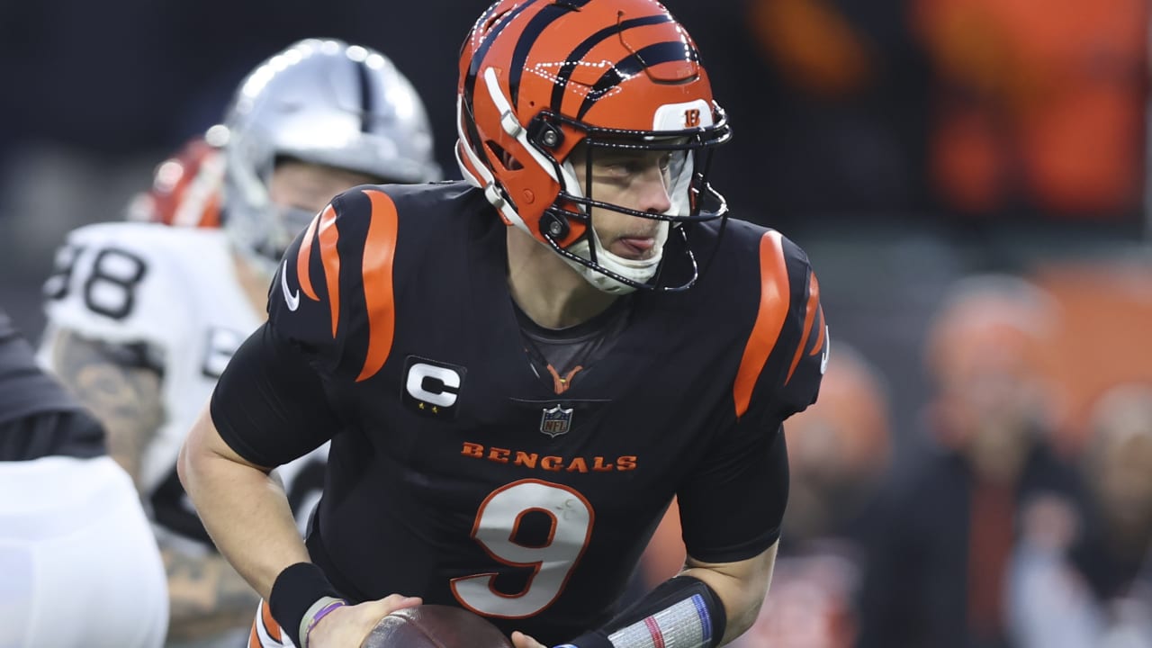 Cincinnati Bengals Quarterback Joe Burrows Absolute Dime Up Seam Beats Split Safety Coverage