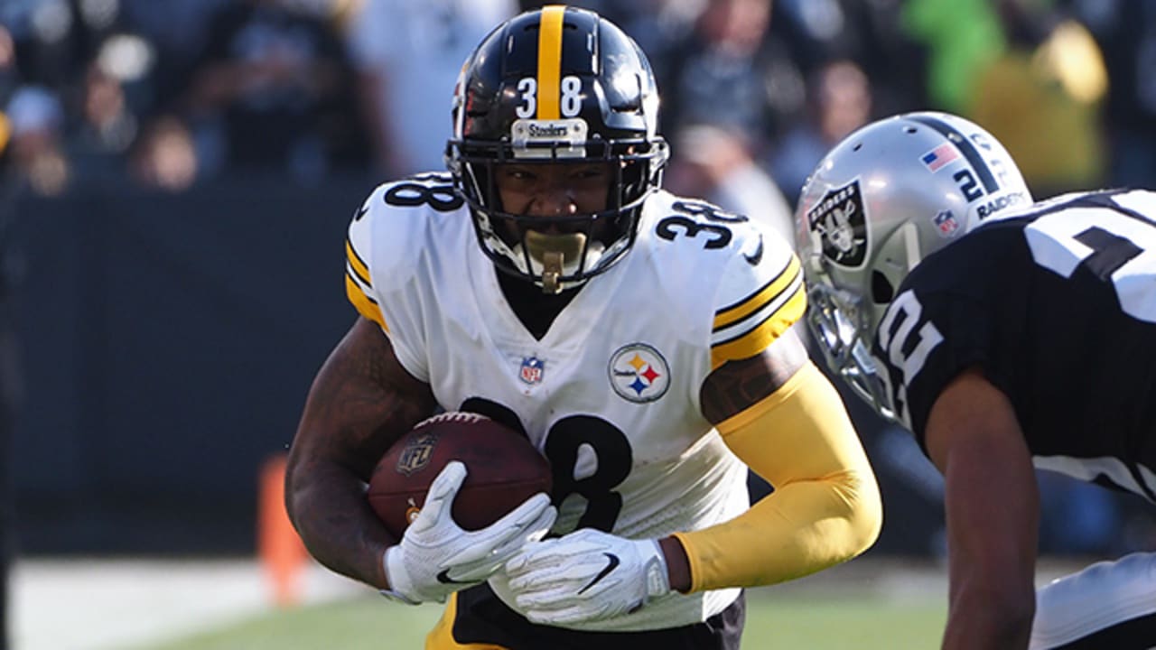Jaylen Samuels sprints for 23 yards on screen pass