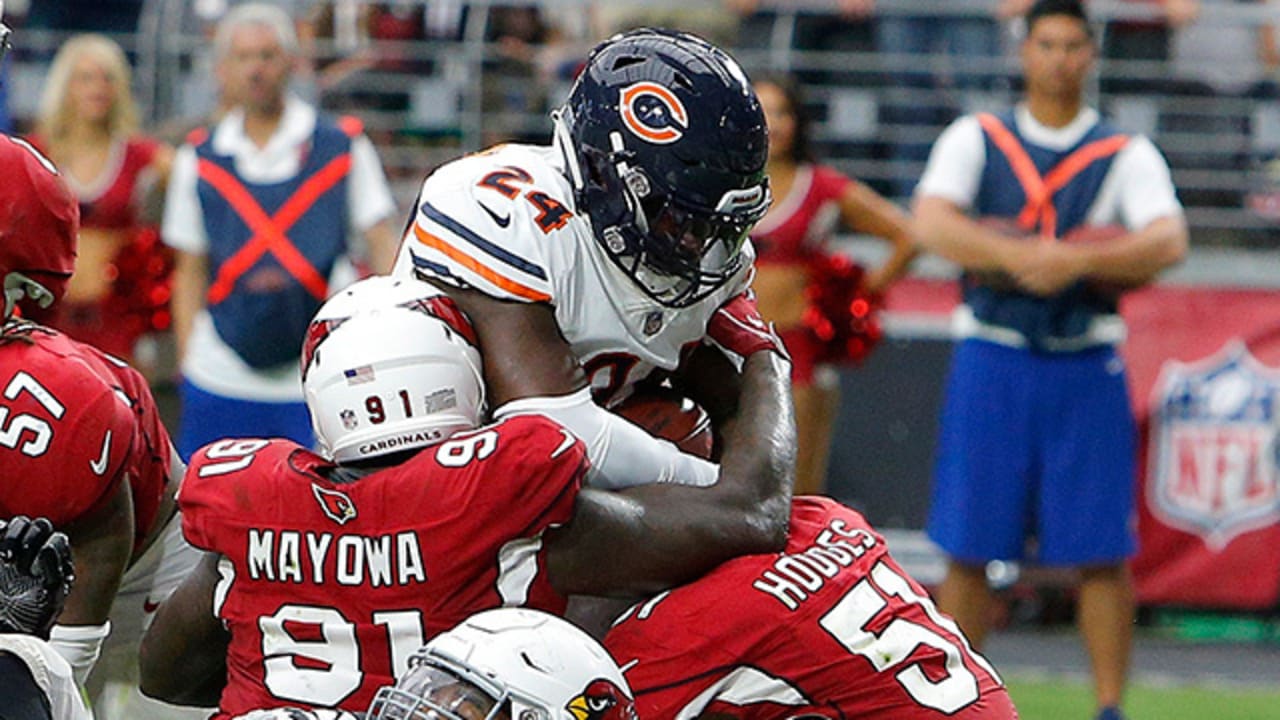 Jordan Howard keeps legs moving on goal-line TD run