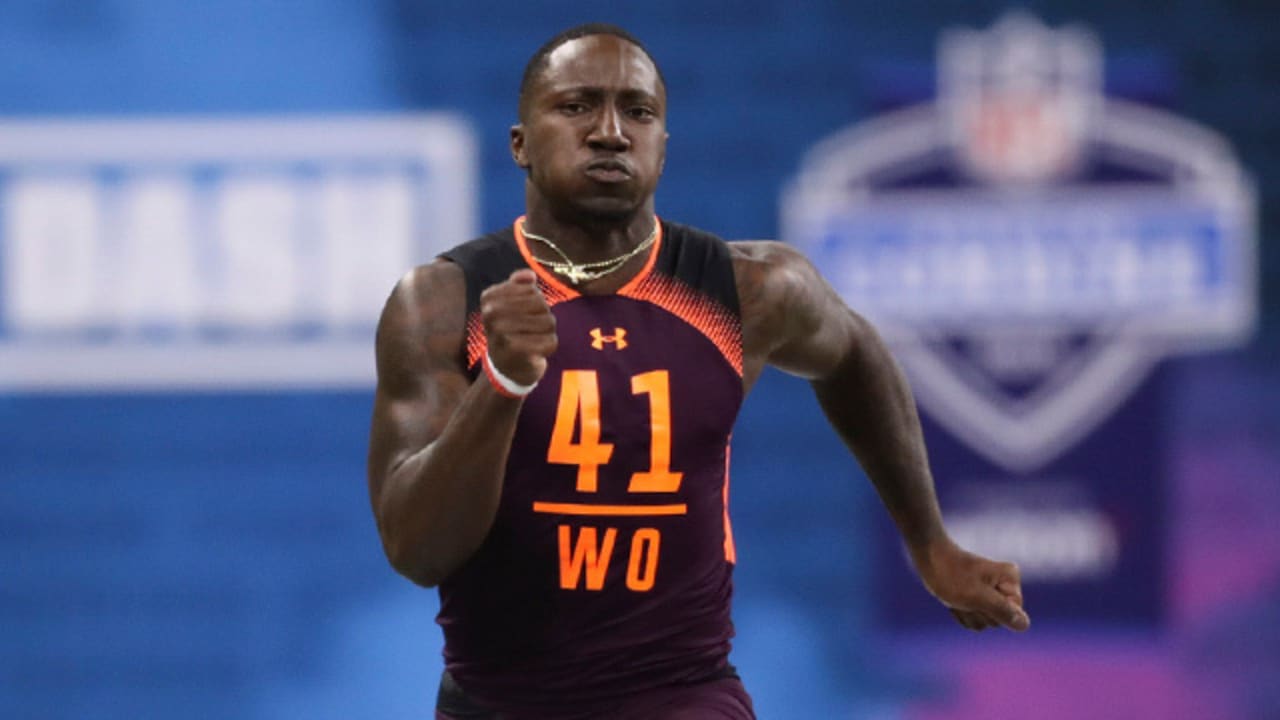 South Carolina wide receiver Deebo Samuel run an official 4.48 40-yard ...