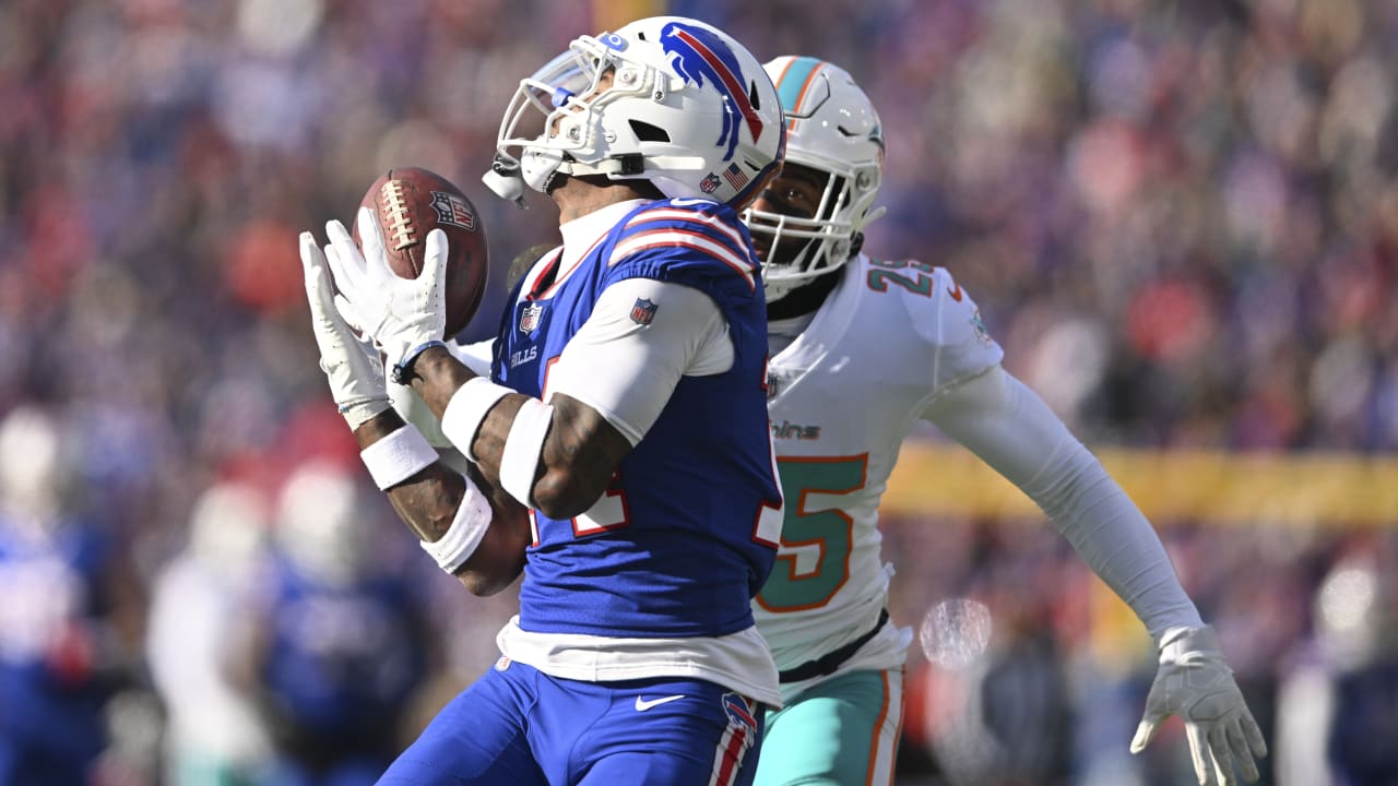Buffalo Bills wide receiver Stefon Diggs hauls in diving catch for 20 ...
