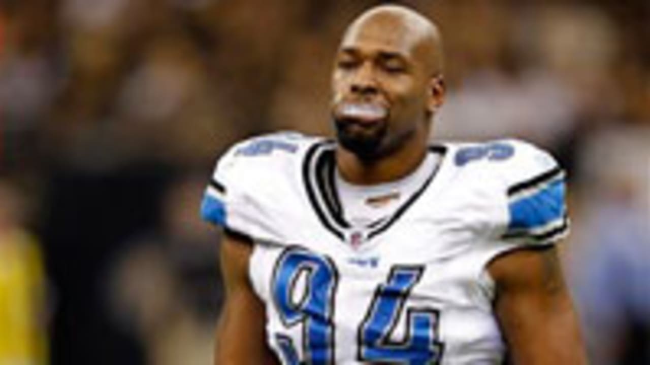 Lawrence Jackson 'thinks too much,' Lions coach says