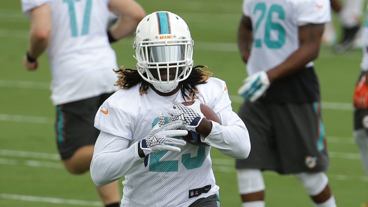 Jay Ajayi eager to see Ryan Tannehill 'dominate'