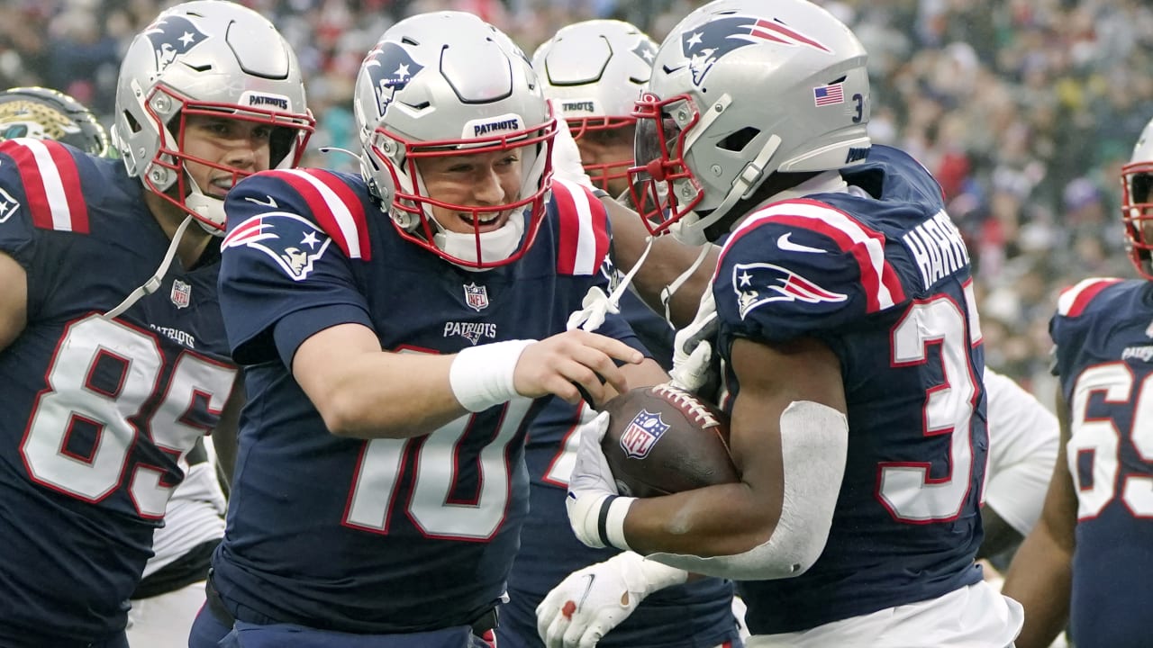 New England Patriots running back Damien Harris punches in 13th TD of ...