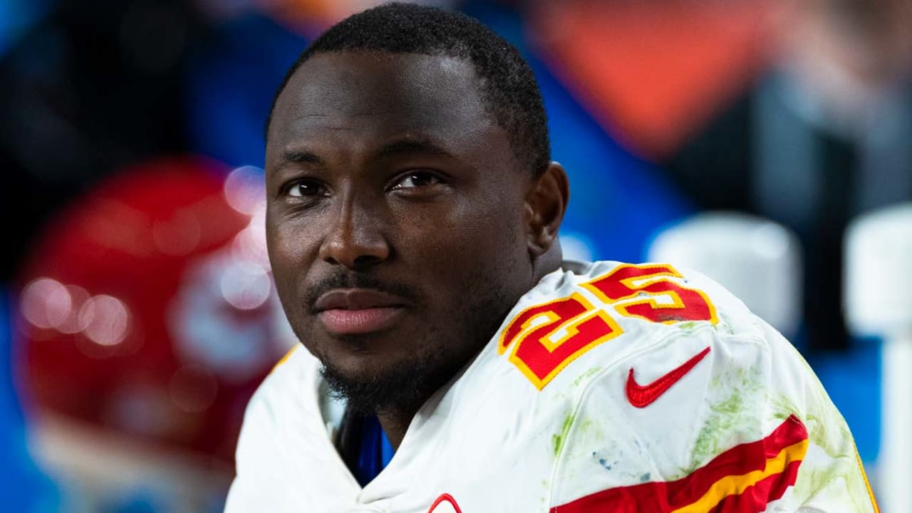 Andy Reid explains LeSean McCoy's healthy scratch