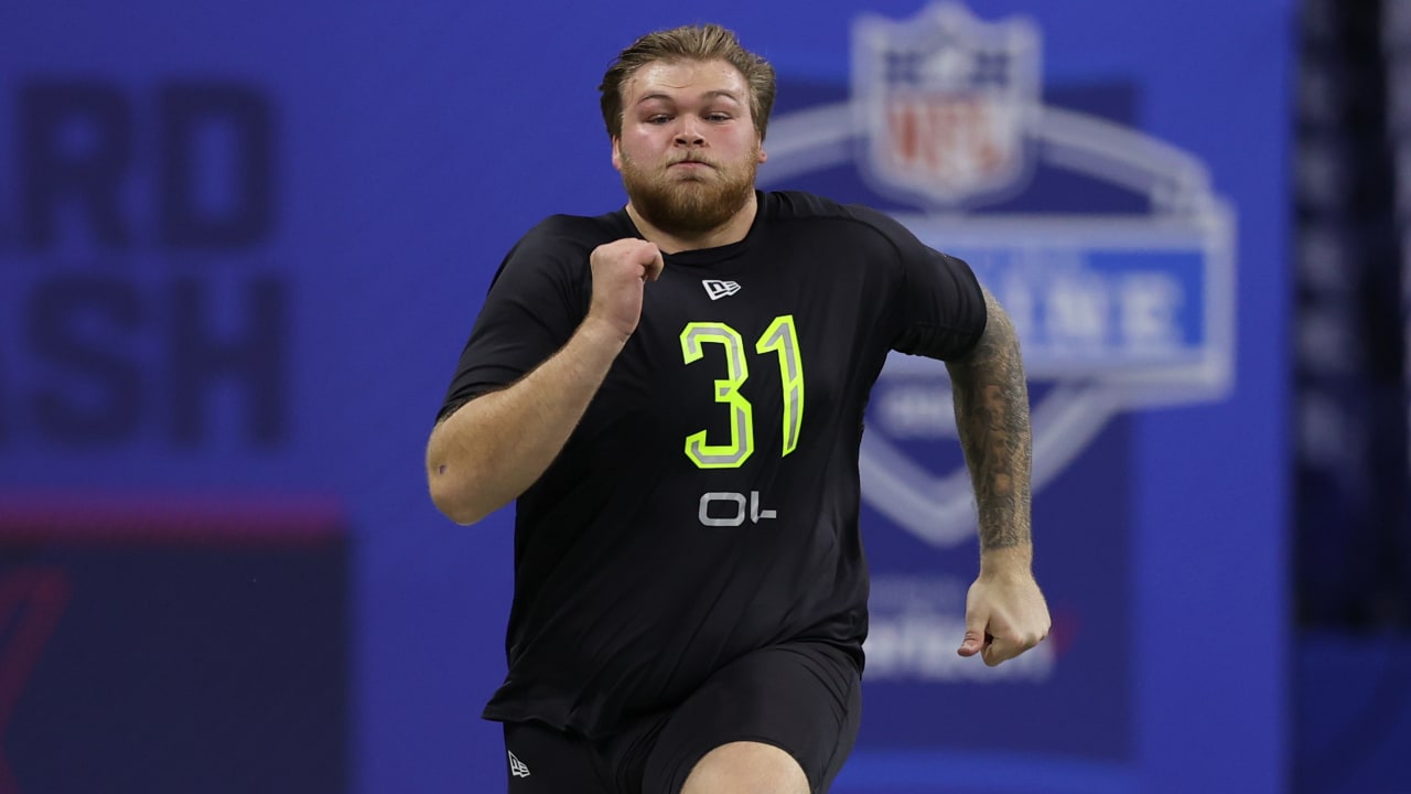 Offensive Lineman Cade Mays runs official 5.24-second 40-yard dash at ...