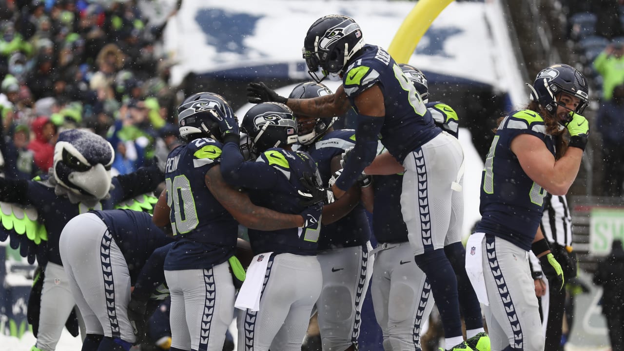 Seattle Seahawks pave Seahawks running back Rashaad Penny's path to the ...