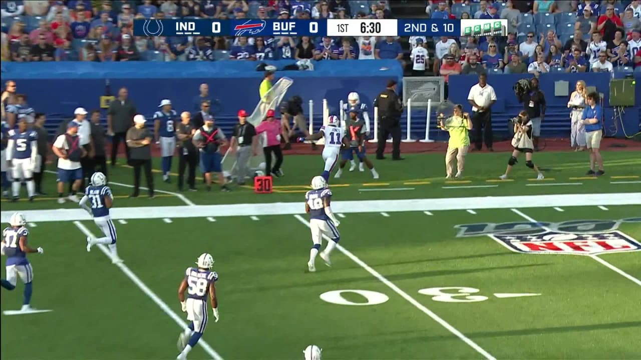 Josh Allen lofts sideline dime to Zay Jones for 23 yards