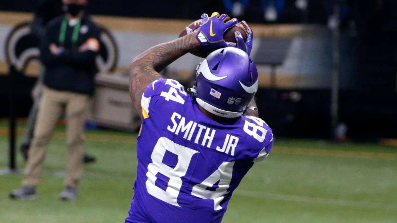 Minnesota Vikings tight end Irv Smith Jr. cashes in on Vikes' takeaway ...