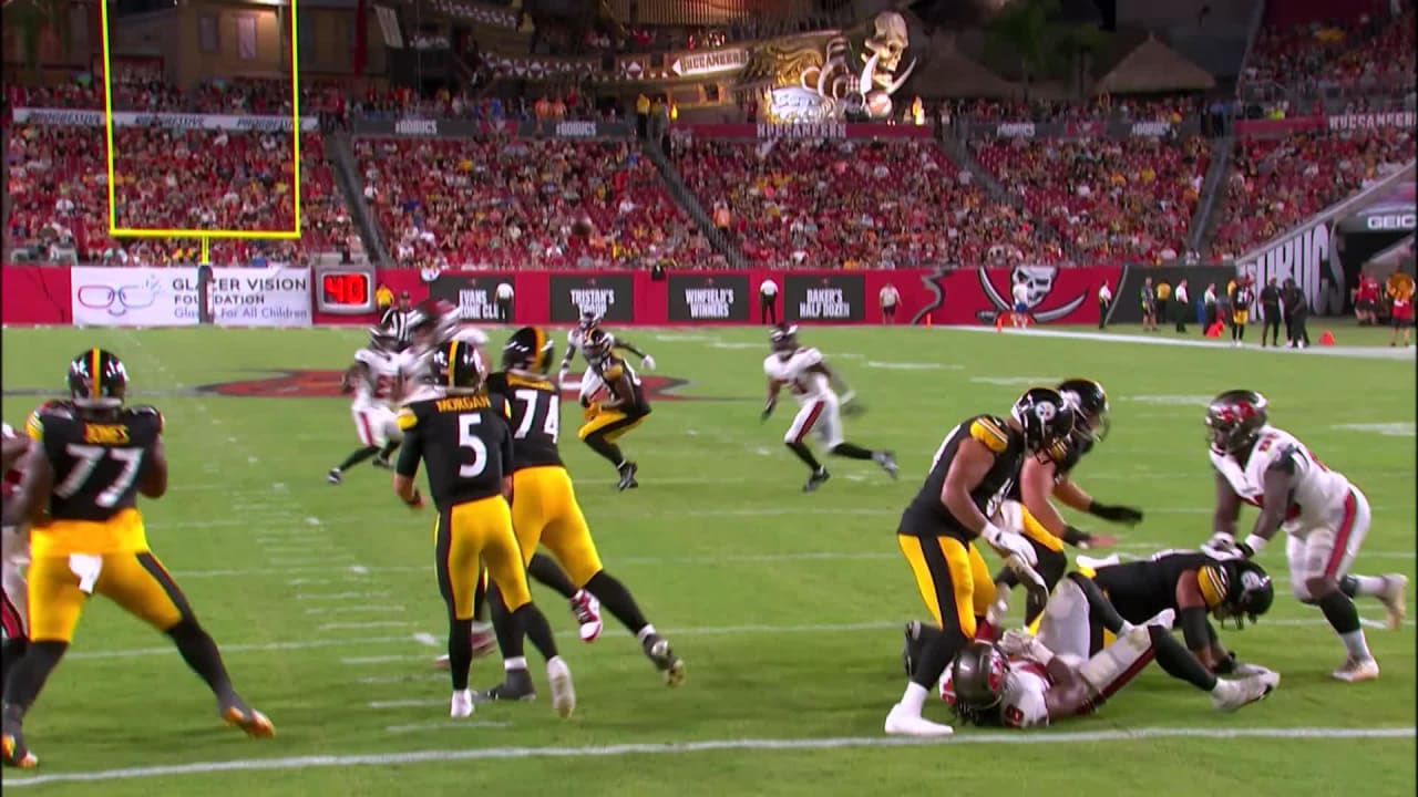 Tampa Bay Buccaneers linebacker J.J. Russell picks off Pittsburgh ...