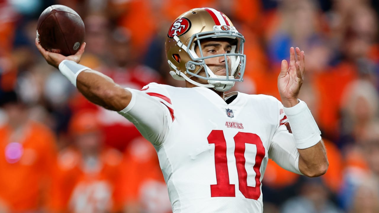 San Francisco 49ers quarterback Jimmy Garoppolo dots 49ers wide ...