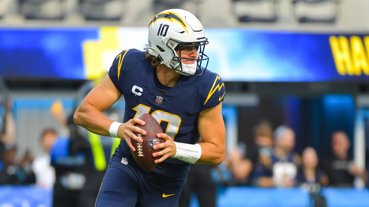 Los Angeles Chargers quarterback Justin Herbert’s Top 10 throws through ...