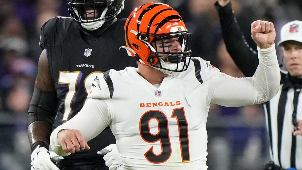 Cincinnati Bengals defensive end Trey Hendrickson's third-down stop ...