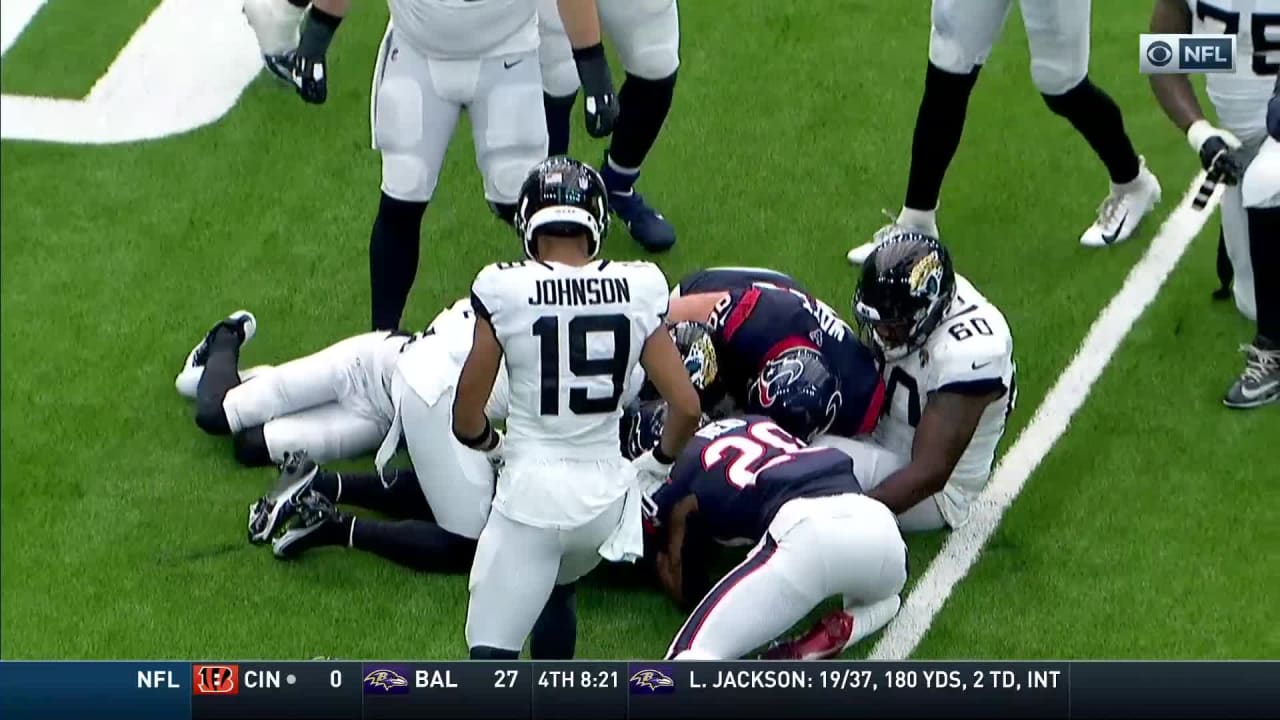 Houston Texans Jacob Martin slams into Jacksonville Jaguars quarterback ...