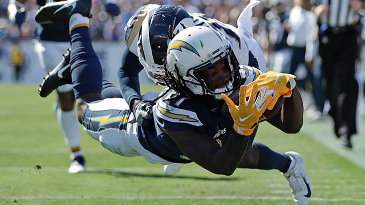 Mike Williams dives for second TD catch of game