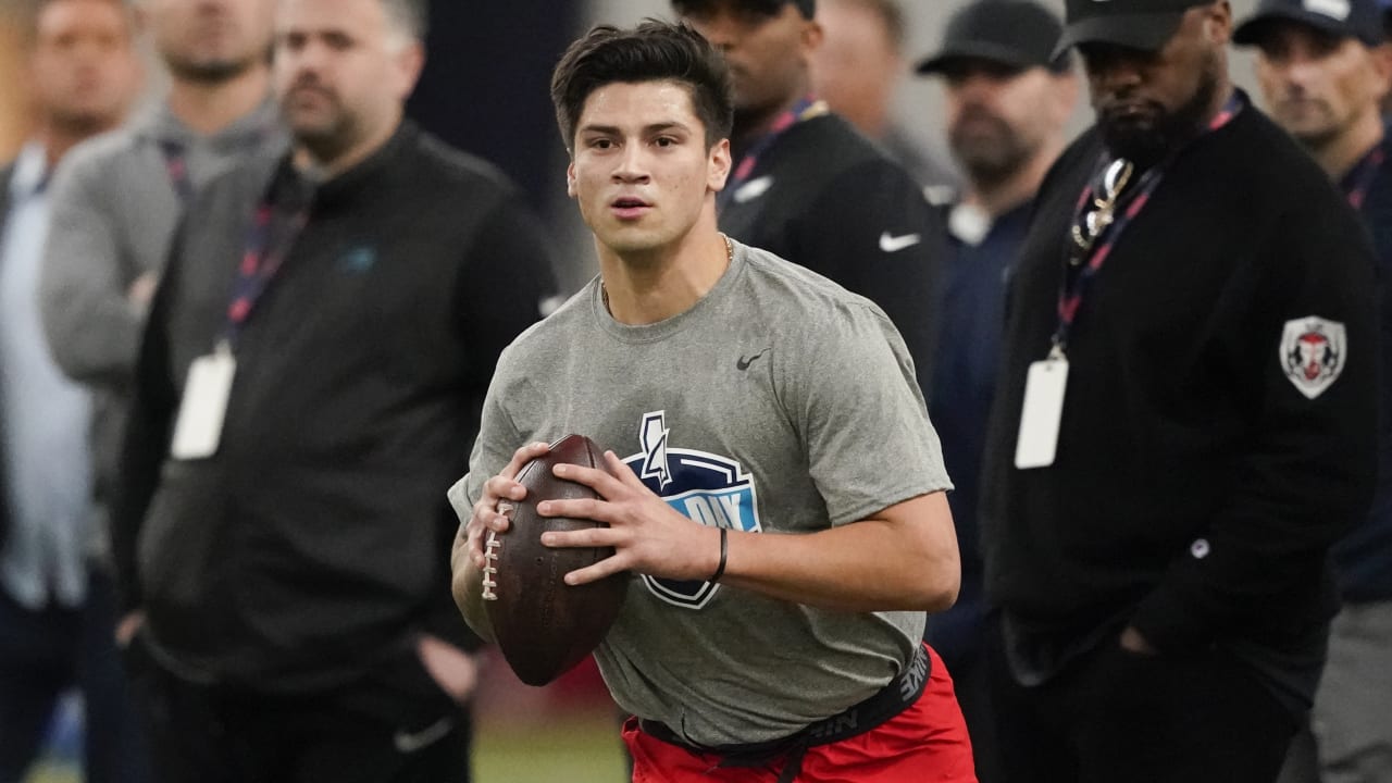 NFL Network's Tom Pelissero: QB prospect Matt Corral visiting ...