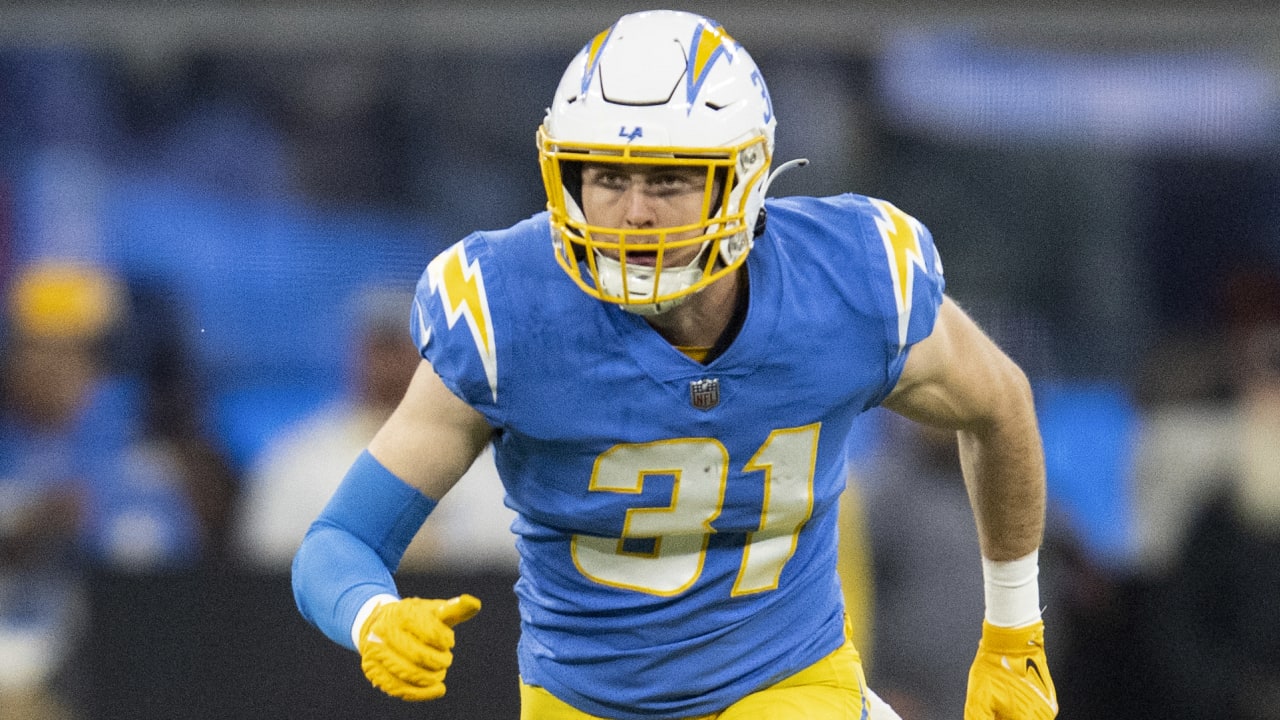Los Angeles Chargers linebacker Nick Niemann saves the Chargers from a ...