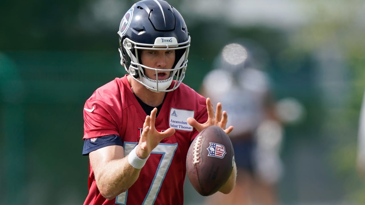 NFL Network's Adam Rank predicts the Tennessee Titans' 2022 record