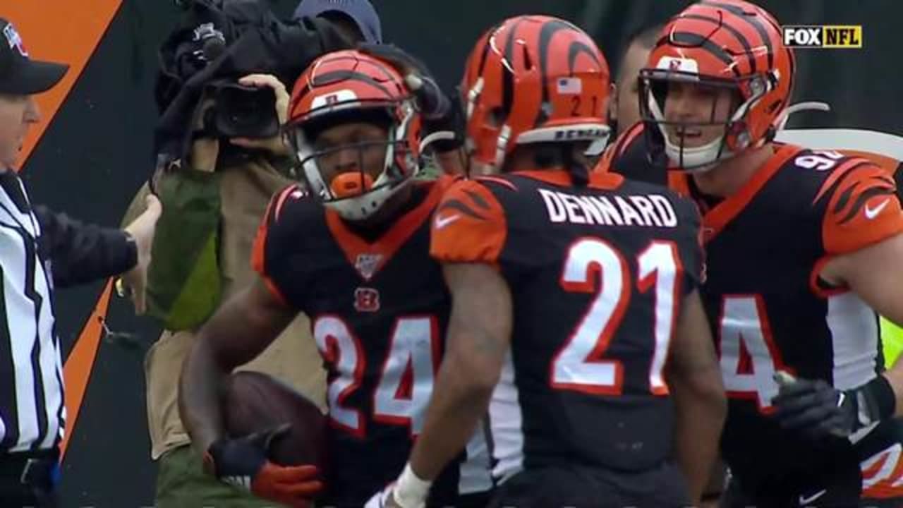Darius Phillips dives for INT to set up Bengals offense with great ...