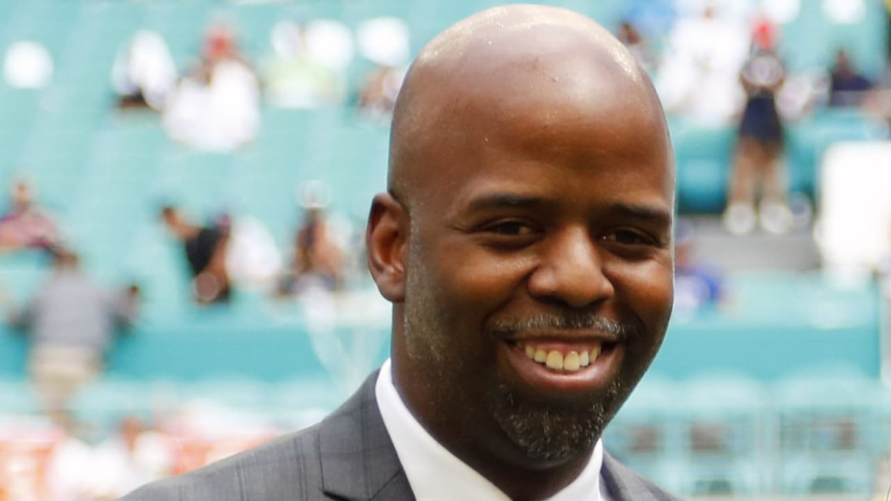 Remembering the life of Miami Dolphins Senior Vice President Jason Jenkins