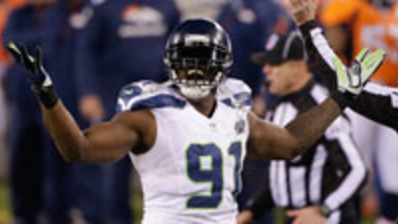 Chris Clemons released by Seattle Seahawks