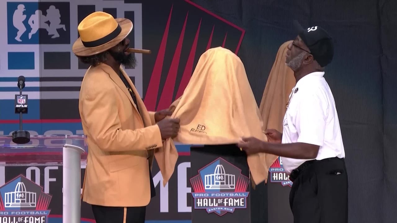HOF safety Ed Reed emotional as Hall of Fame bust is revealed by his dad