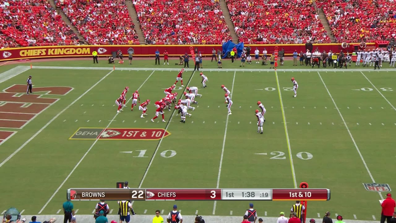 Kansas City Chiefs running back La'Mical Perine cuts back to a 30-yard gain