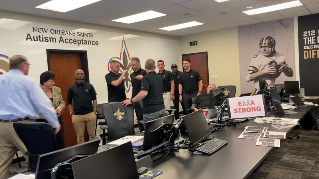 New Orleans Saints' draft room celebrates No. 40 pick of Isaiah Foskey ...