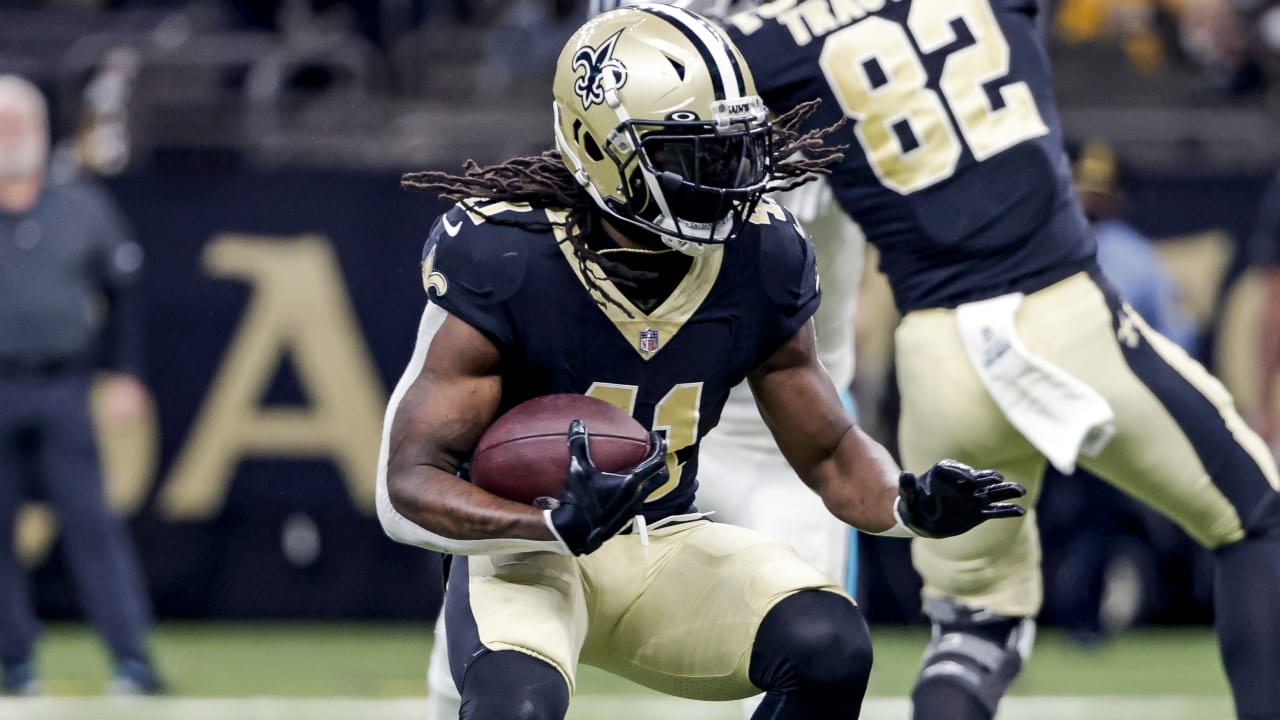 New Orleans Saints running back Alvin Kamara turns on the boosters on ...
