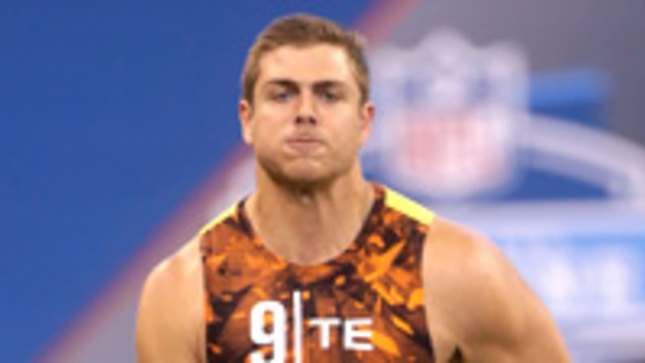 NFL team asks Colorado's Nick Kasa: 'Do you like girls?'