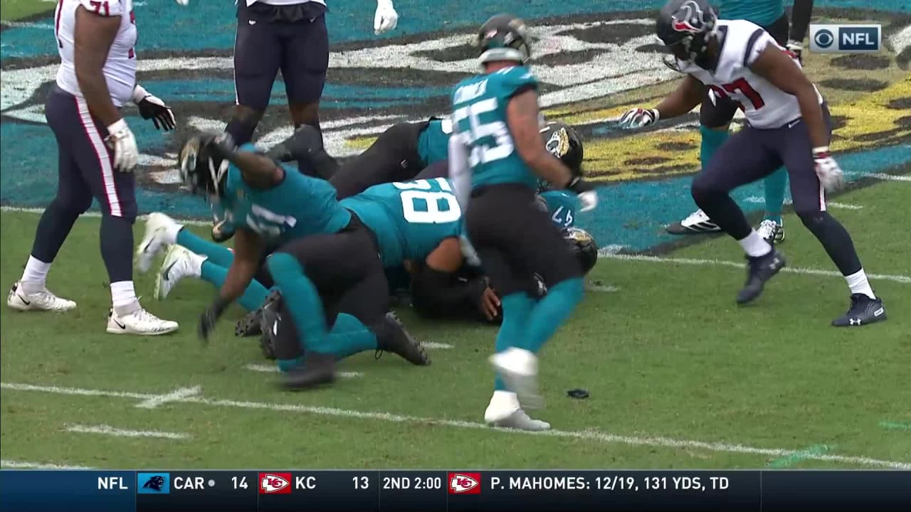 Jacksonville Jaguars linebacker Myles Jack muscles ball away from ...