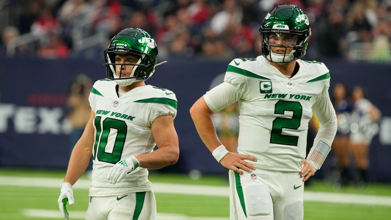 Jets WR Braxton Berrios on QB Zach Wilson: 'He's willing to do whatever ...