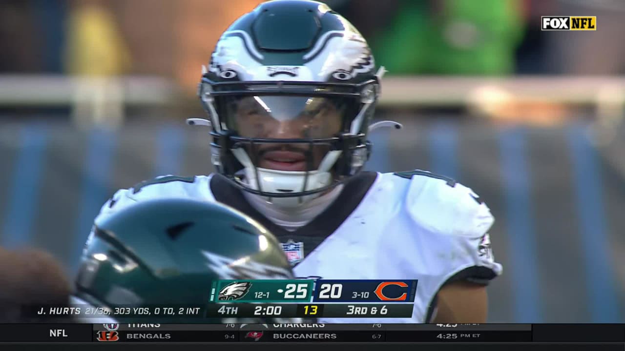 Philadelphia Eagles wide receiver A.J. Brown converts 3rd-and-6 to ice ...