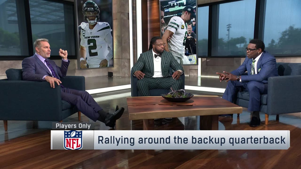 'Players Only' discusses how a locker room rallies around the backup ...