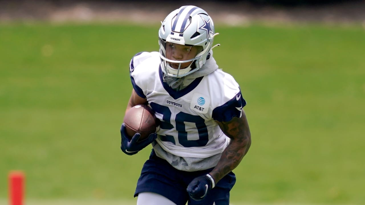 Cowboys RB Tony Pollard exploring receiver role at OTAs: 'I’m open to ...