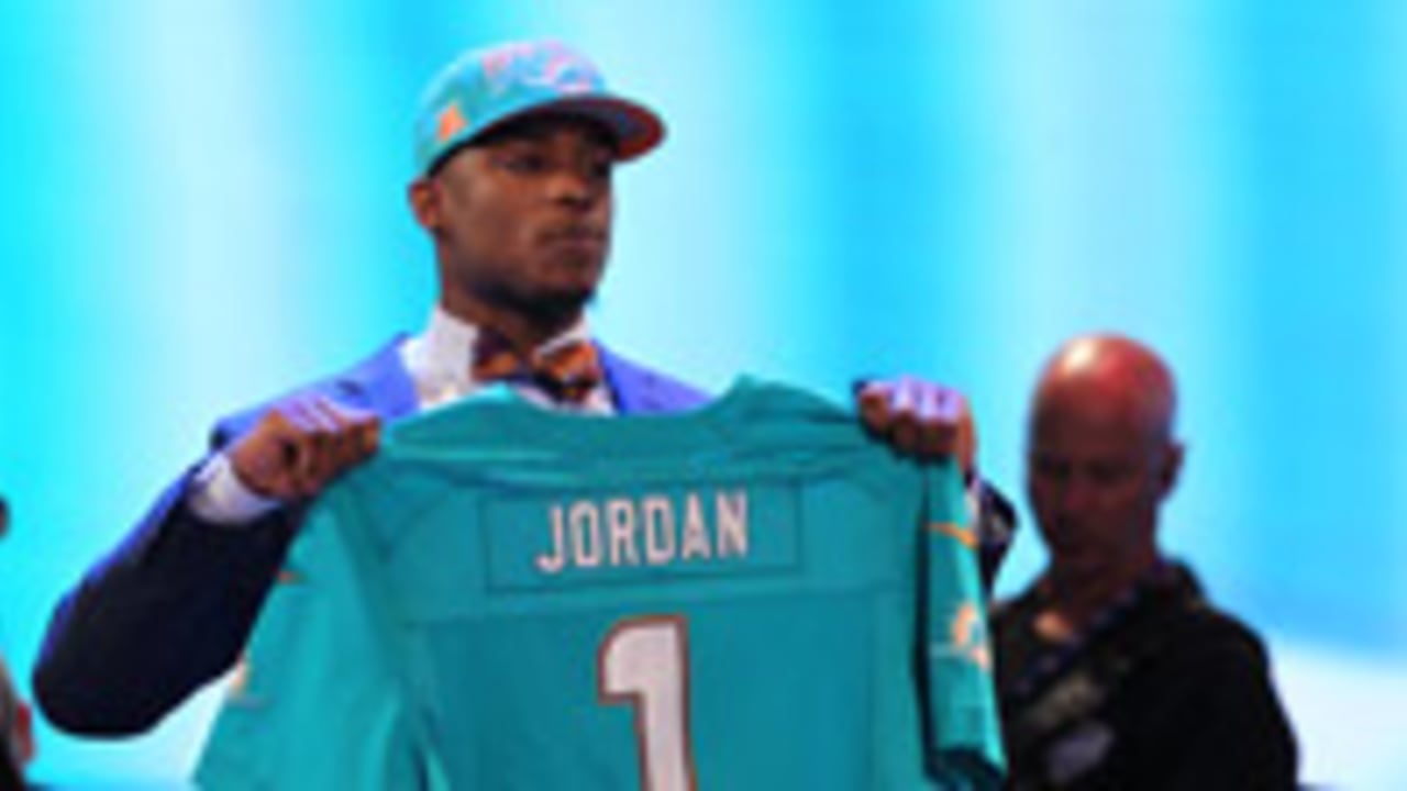 Dion Jordan goes to Dolphins after trade with Raiders