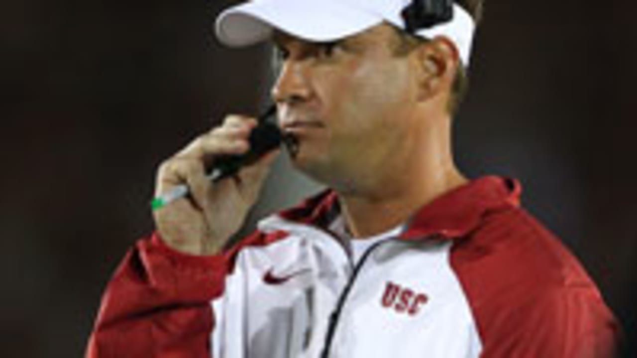 Lane Kiffin pays visit to Alabama's Nick Saban