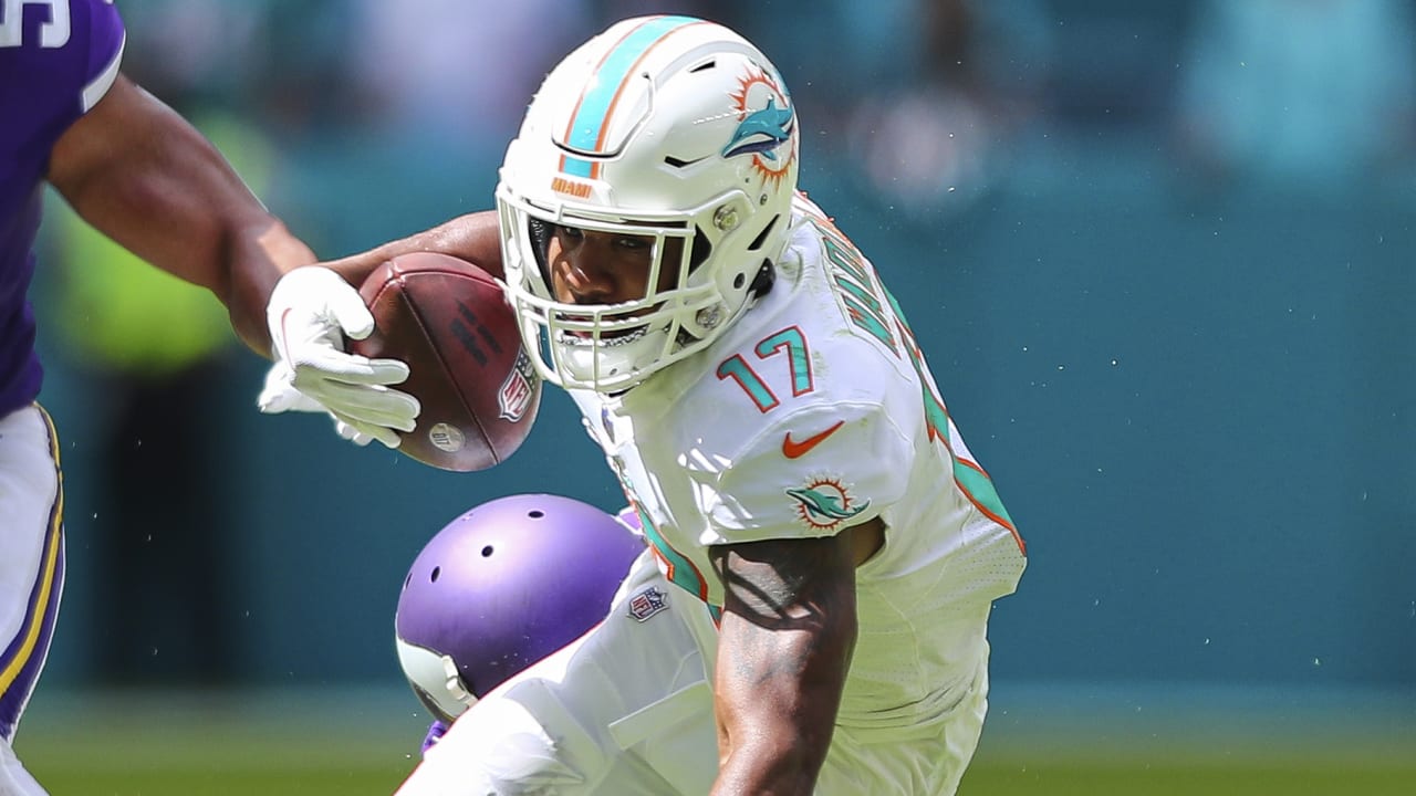 Miami Dolphins quarterback Skylar Thompson drops one in wide receiver ...