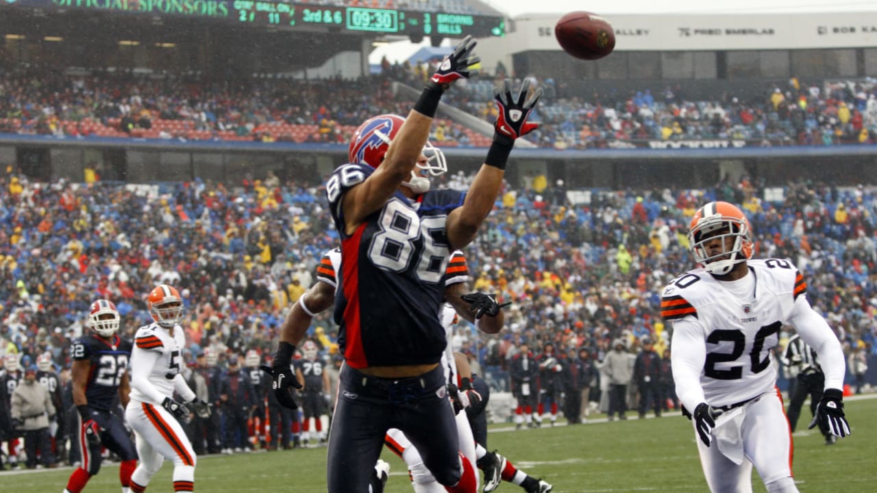 CLE v BUF 12-12-10