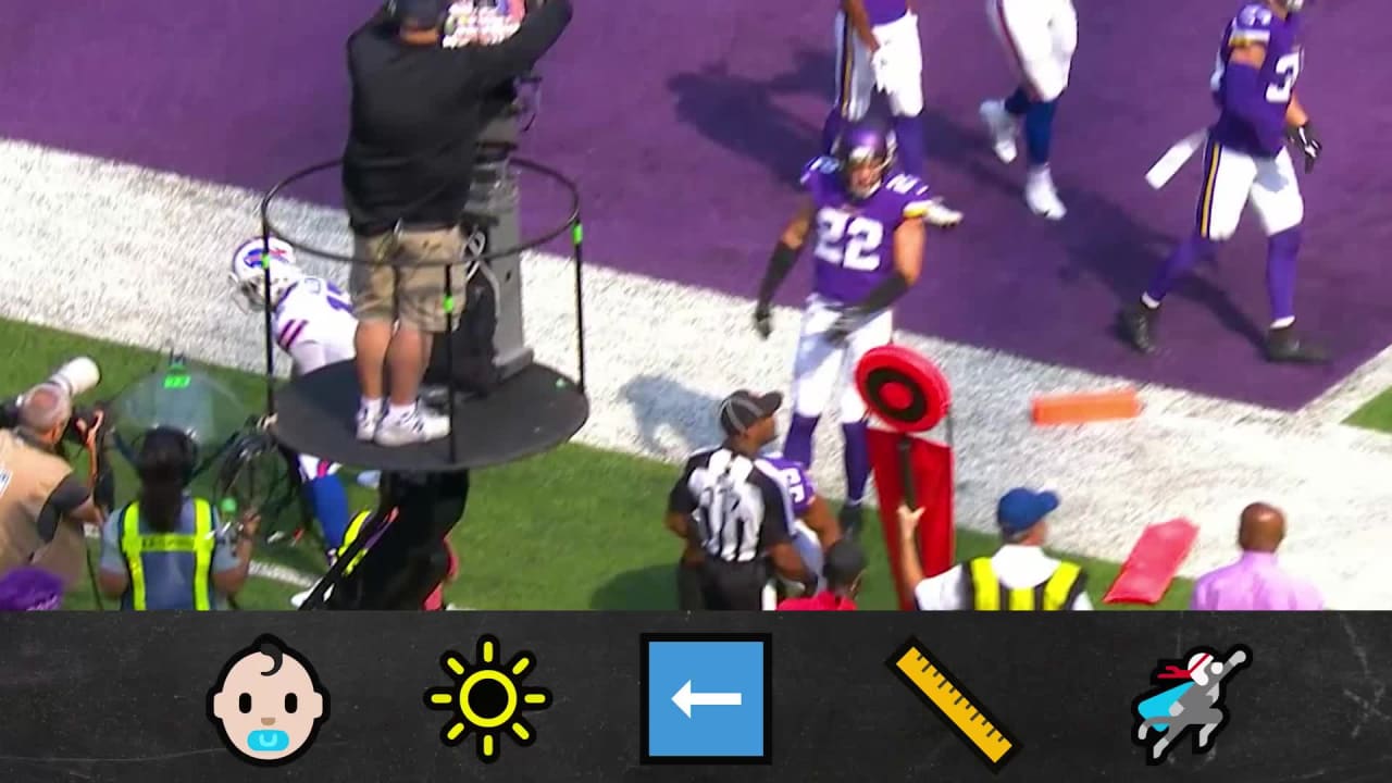 Snickers Most Satisfying Plays of Week 3