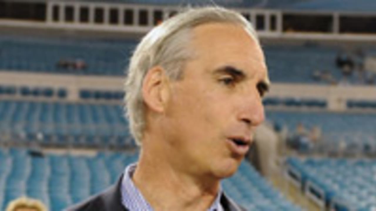 West Virginia AD Oliver Luck leaving for NCAA job